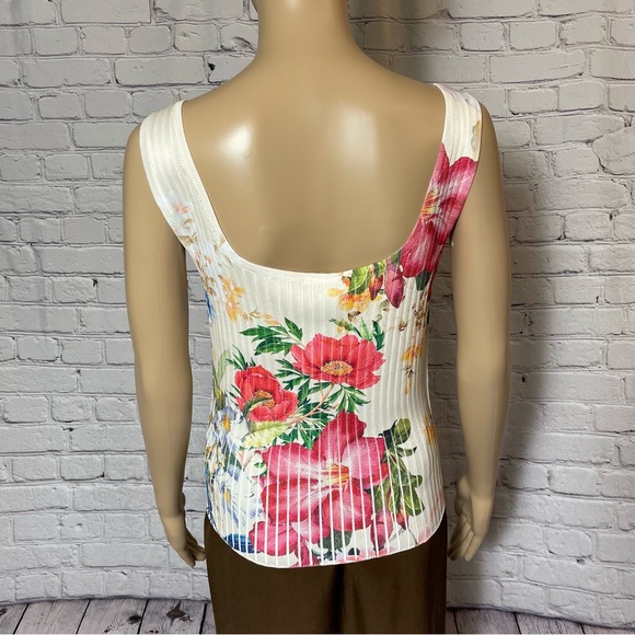 Guess by Marciano | Tops | Nwt New 3 Guess By Marciano Ginger Floral ...